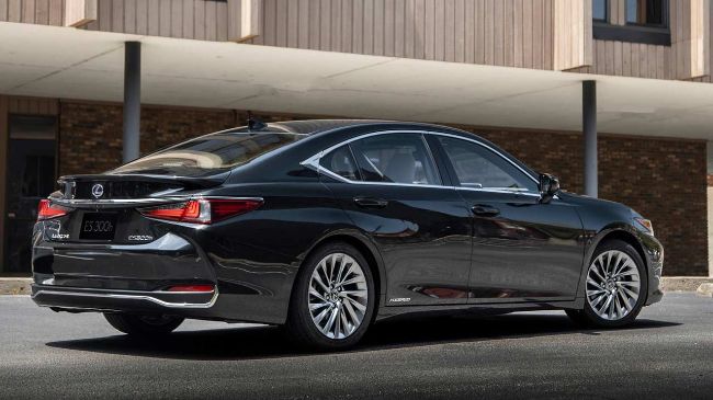 Lexus Chauffeur Car | Lexus Private Hire